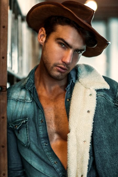 Mitchell Wick | Fashionisto Exclusive | 2017 | Blake Ballard