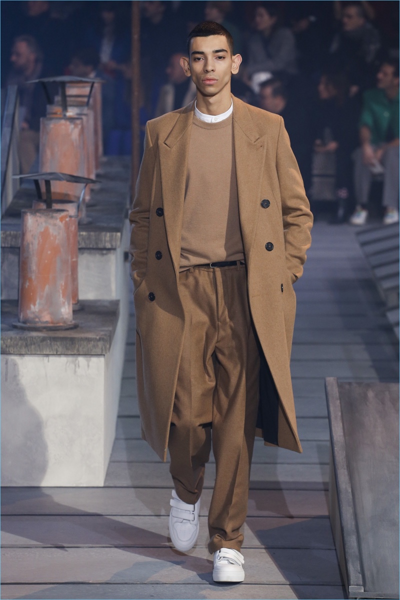 AMI | Fall 2018 | Men's Collection | Runway Show | French Brand