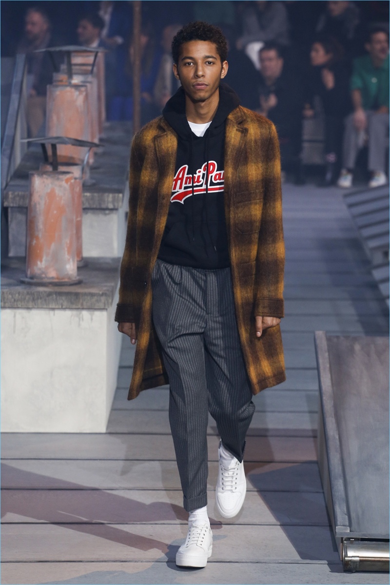 AMI | Fall 2018 | Men's Collection | Runway Show | French Brand