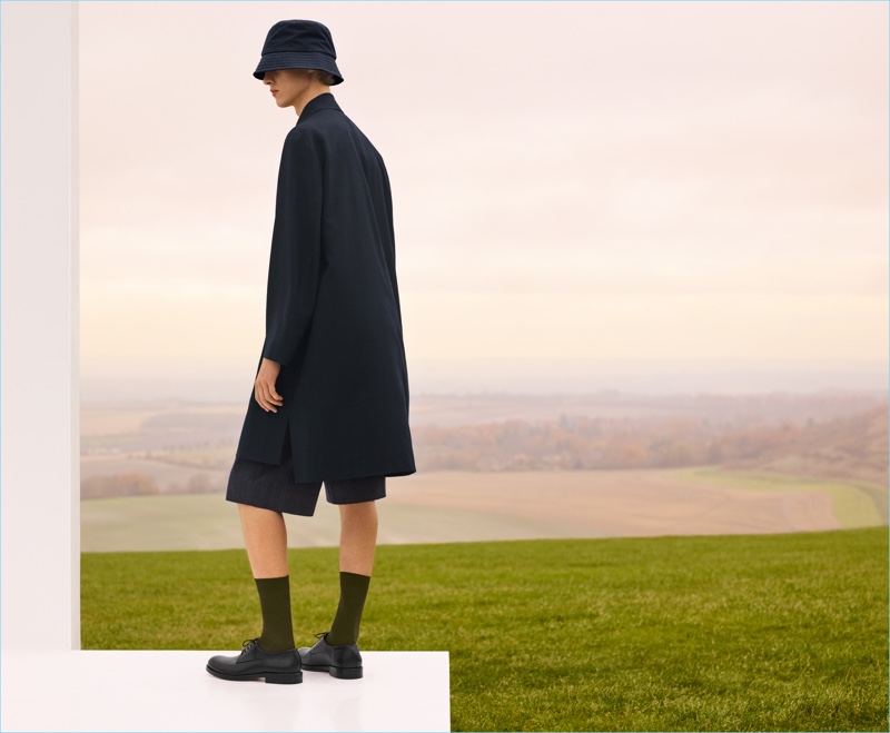 COS Commits to Natural Feeling for Spring ’18 Campaign – The Fashionisto