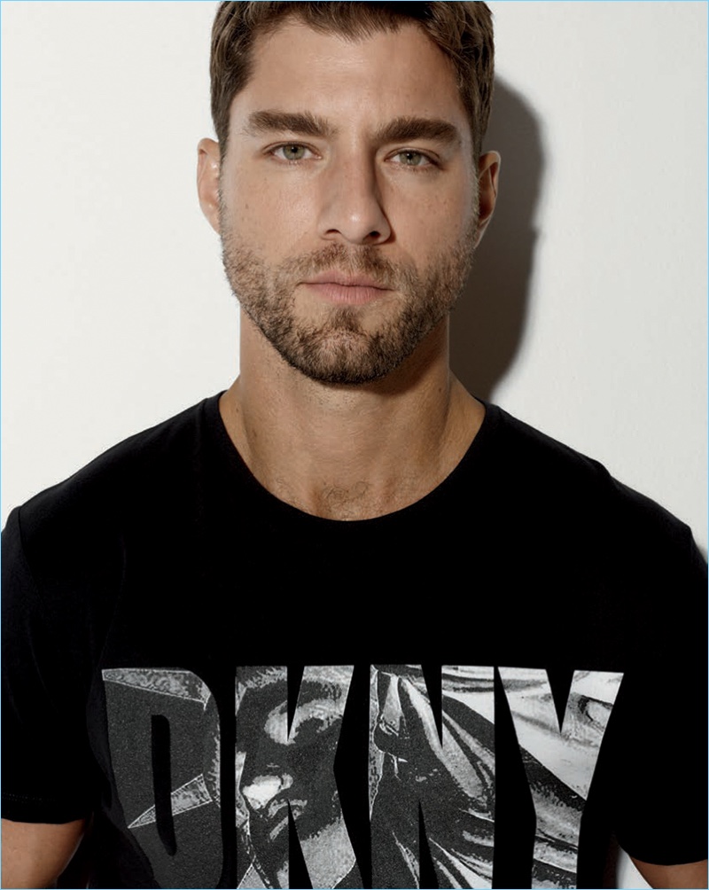 DKNY | Spring 2018 | Men's Collection | Lookbook | André Ziehe