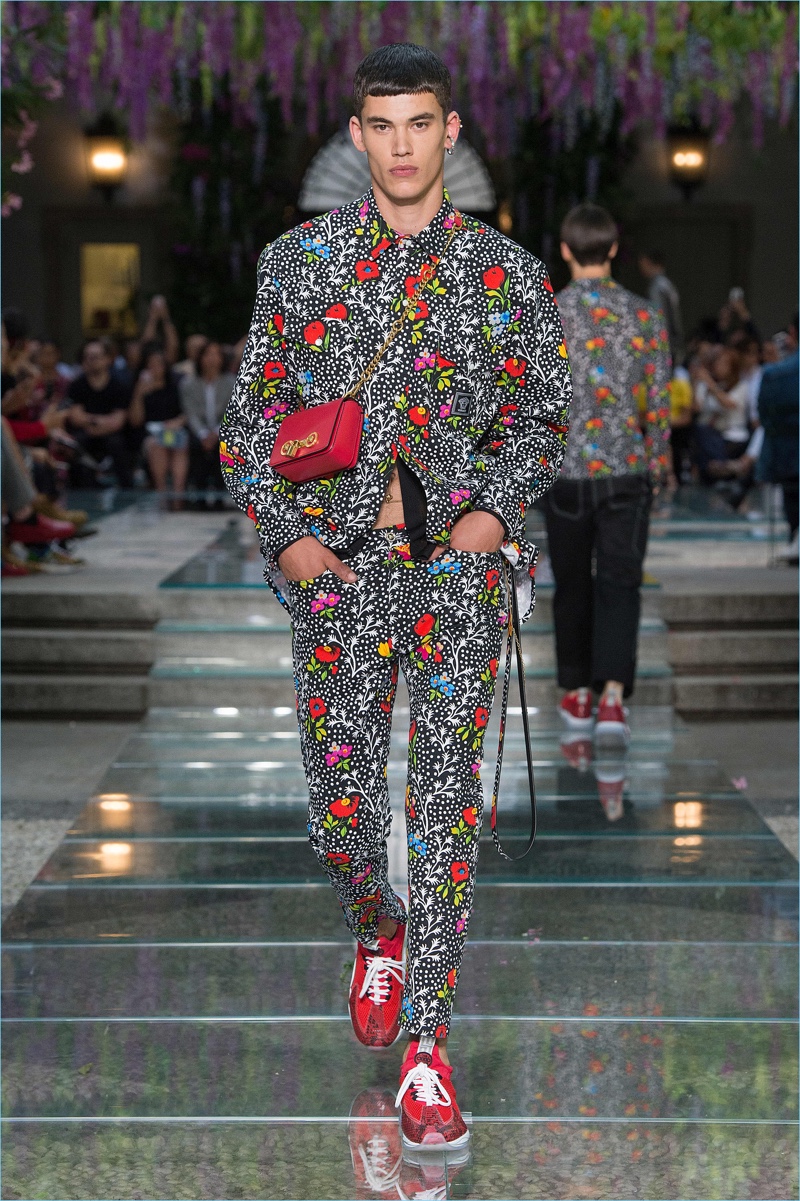 Versace | Spring 2019 | Men's Collection | Runway Show