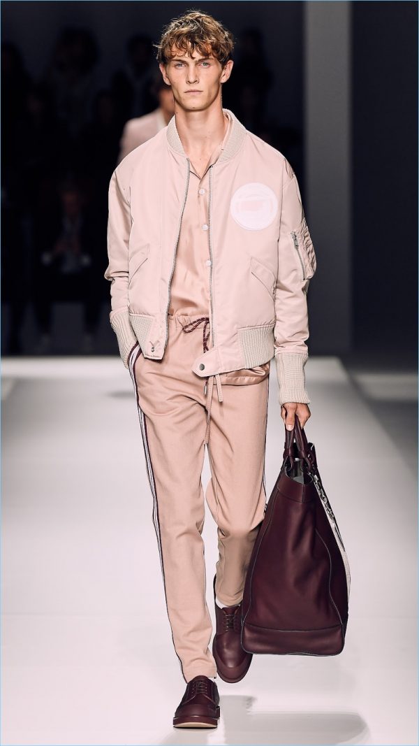 BOSS | Spring 2019 | Men's Collection | Runway | Hugo Boss