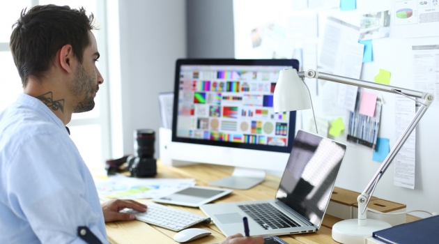 Louis Vuitton 2019 Men’s Tambour Horizon Campaign