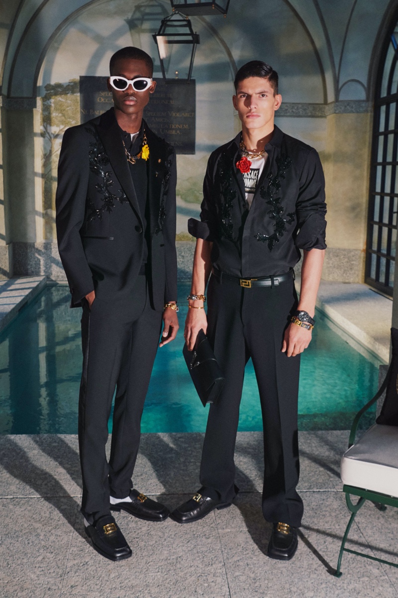 Versace Pre-Fall 2020 Collection Lookbook