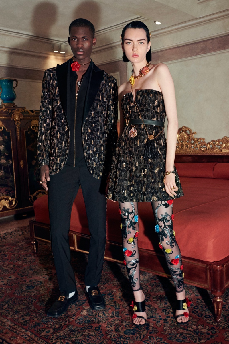 Versace Pre-Fall 2020 Collection Lookbook
