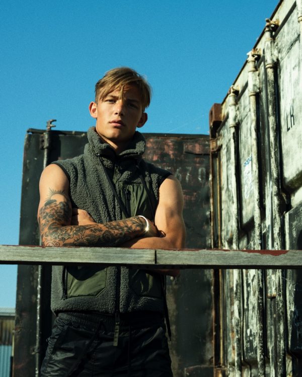 Fashionisto Exclusive: Oliver Sonne in 'Jump Start'