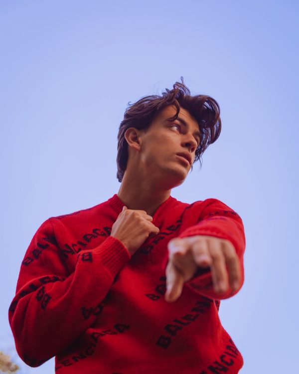 Fashionisto Exclusive: Brent in 'Edge of Fall'