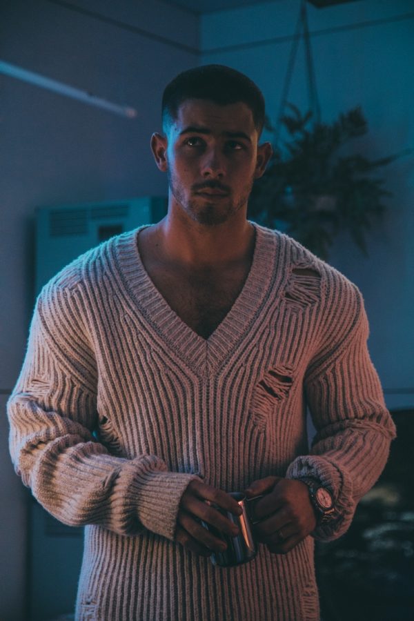 Nick Jonas Sports OMEGA Watch for ‘Spaceman’ Music Video – The Fashionisto