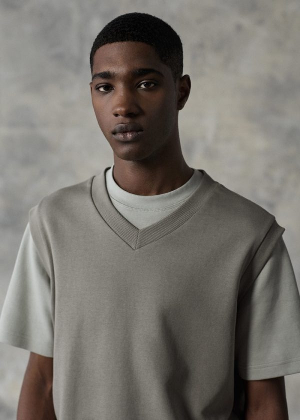 Casual Vibes: Diogo Gomes Models Mango – The Fashionisto