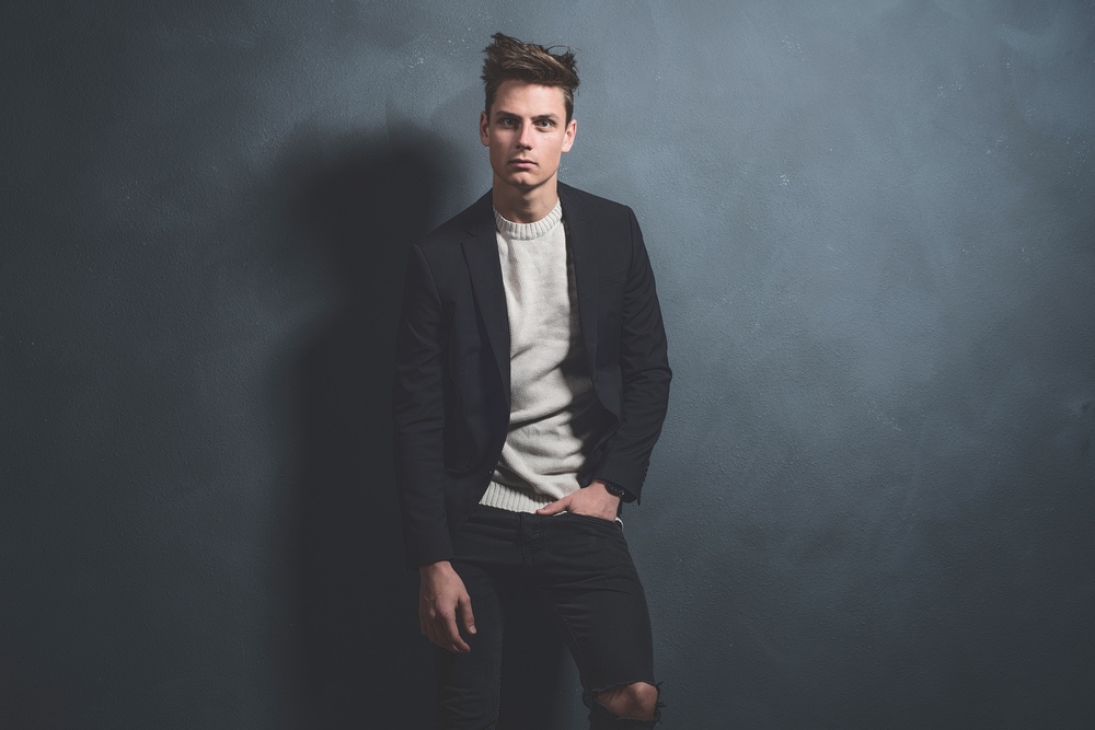 Casino Night Outfits for Men: What to Wear to Impress