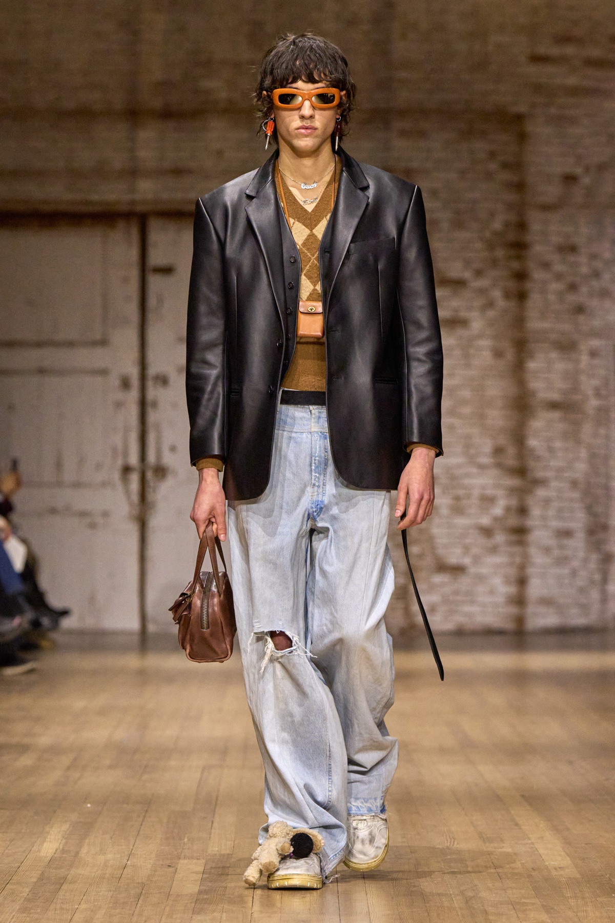 Coach Fall 2025 Embraces Proportion Play – The Fashionisto