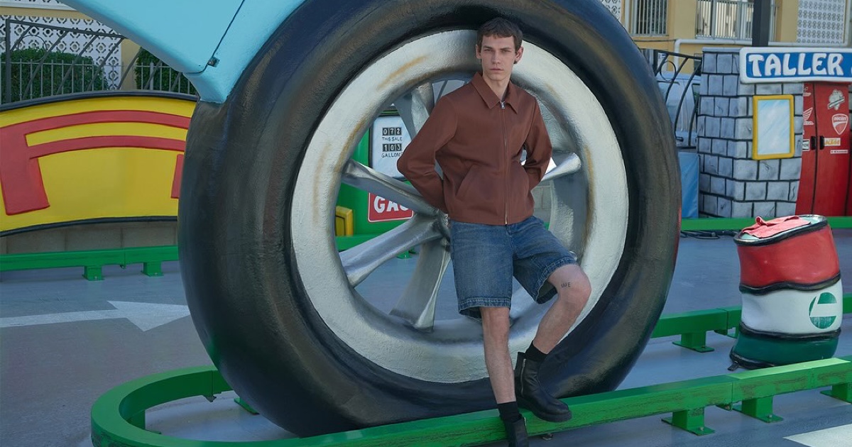 Sandro’s Cruise Collection Sets Summer to a Softer Frequency