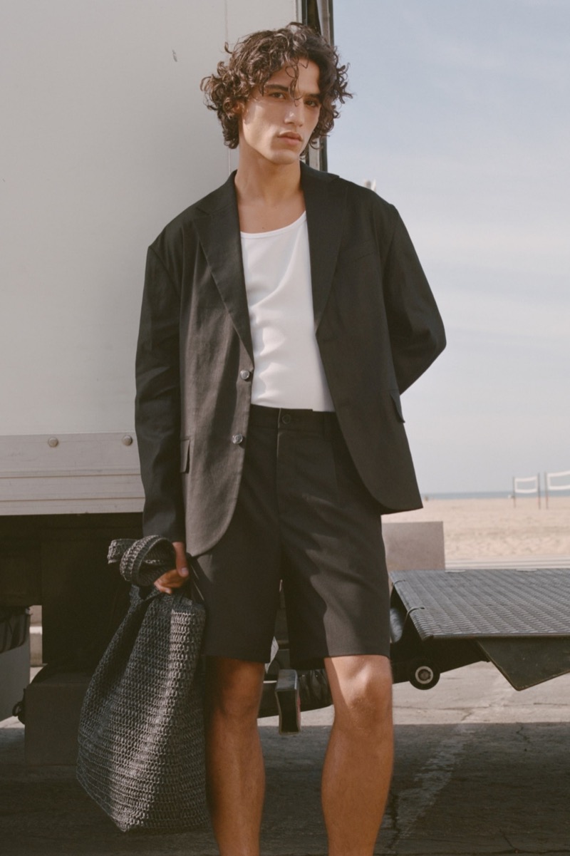 H&M Takes Its Modern Resort Edit to Venice Beach – The Fashionisto