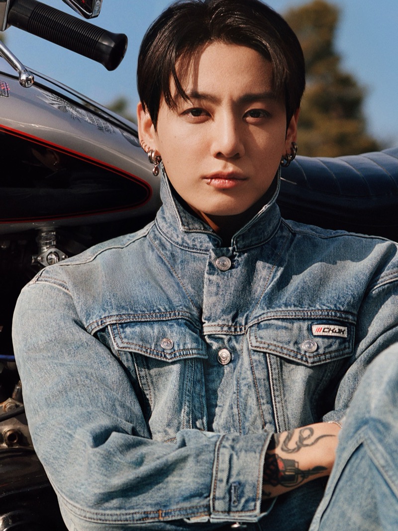 Jung Kook & Calvin Klein Rework the Brand’s 90s DNA – The Fashionisto